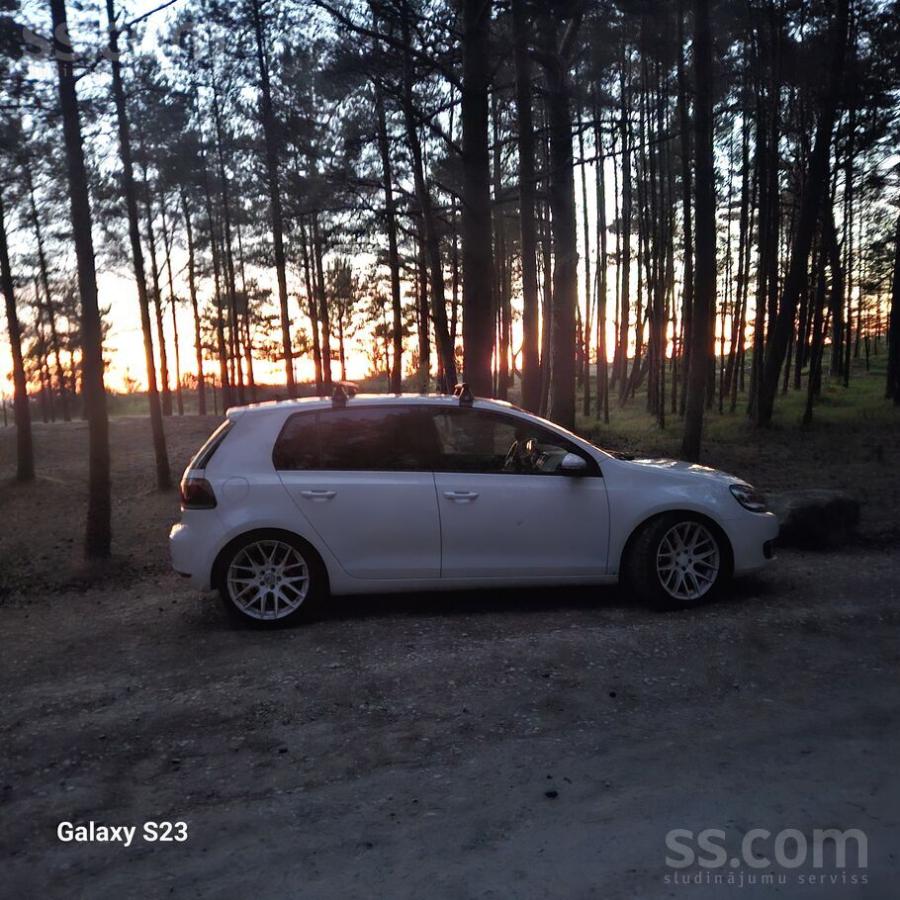 Balts Volkswagen Golf 2010 Rīga, ar dzinēja tilpumu 1.80 L un nobraukumu 248 tūkst. km par 3950 €, foto 6 vietnē AUTOMOTO.COM.LV