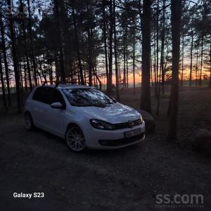 Balts Volkswagen Golf 2010 Rīga, ar dzinēja tilpumu 1.80 L un nobraukumu 248 tūkst. km par 3950 €, foto 7 vietnē AUTOMOTO.COM.LV