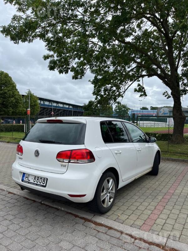 Balts Volkswagen Golf 2010 Ventspils, ar dzinēja tilpumu 1.60 L un nobraukumu 276 tūkst. km par 3400 €, foto 4 vietnē AUTOMOTO.COM.LV