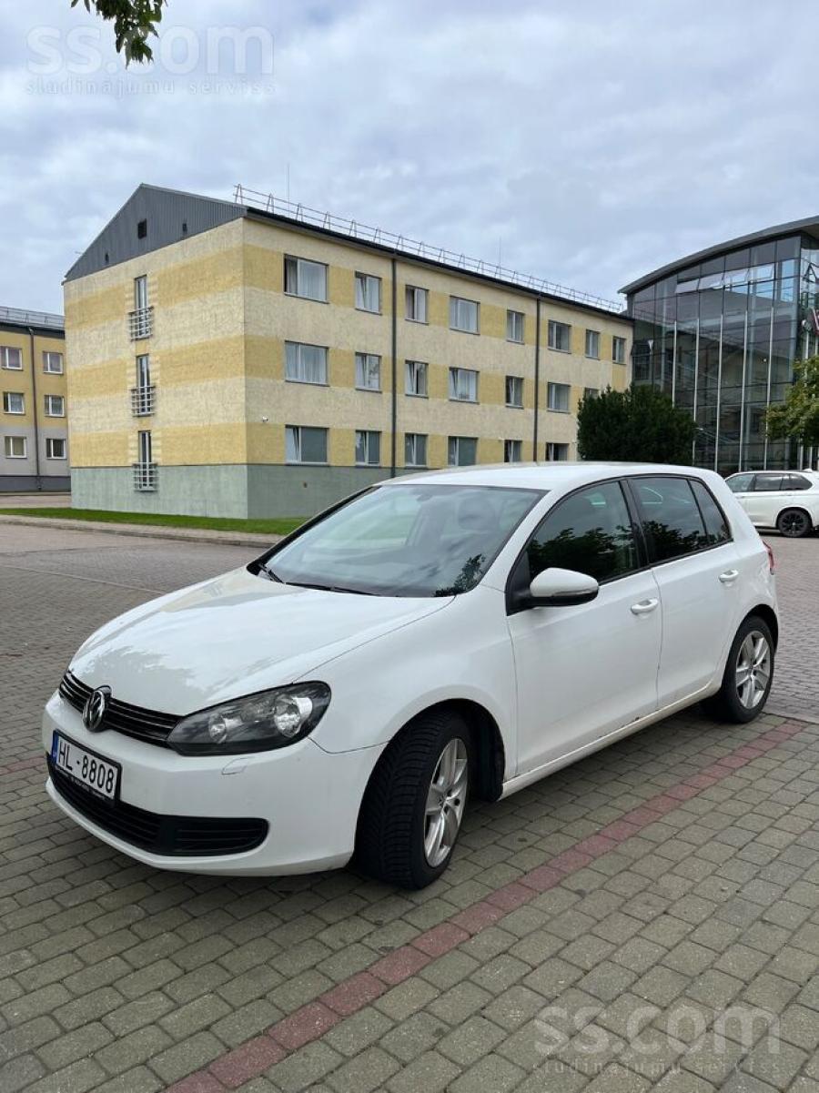 Balts Volkswagen Golf 2010 Ventspils, ar dzinēja tilpumu 1.60 L un nobraukumu 276 tūkst. km par 3400 €, foto 6 vietnē AUTOMOTO.COM.LV