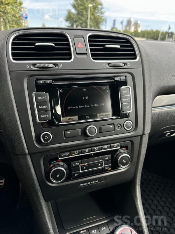 Balts Volkswagen Golf 2010 Rīga, ar dzinēja tilpumu 2.00 L un nobraukumu 243 tūkst. km par 7300 €, foto 8 vietnē AUTOMOTO.COM.LV