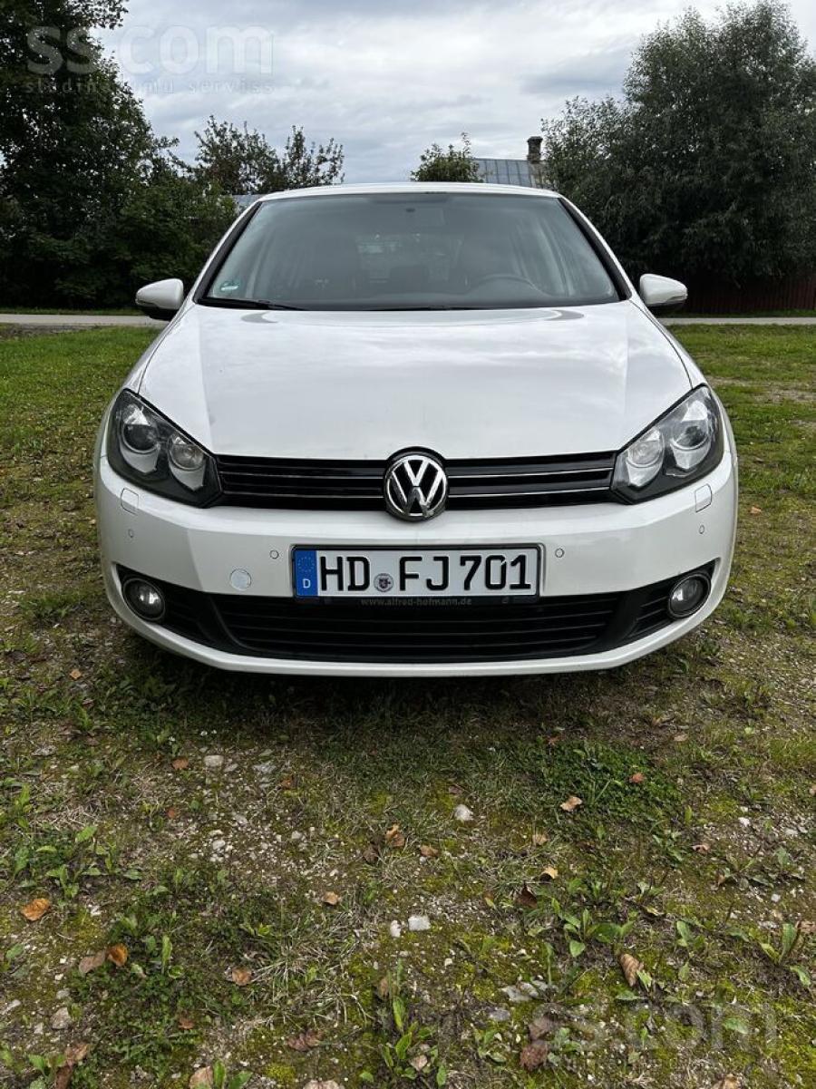 Balts Volkswagen Golf 2010 Ludza, ar dzinēja tilpumu 2.00 L un nobraukumu 297 tūkst. km par 4950 €, foto 3 vietnē AUTOMOTO.COM.LV