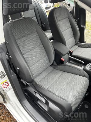 Balts Volkswagen Golf 2010 Ludza, ar dzinēja tilpumu 2.00 L un nobraukumu 297 tūkst. km par 4950 €, foto 16 vietnē AUTOMOTO.COM.LV