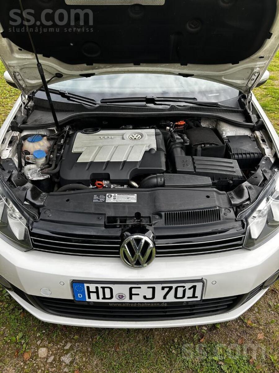 Balts Volkswagen Golf 2010 Ludza, ar dzinēja tilpumu 2.00 L un nobraukumu 297 tūkst. km par 4950 €, foto 17 vietnē AUTOMOTO.COM.LV