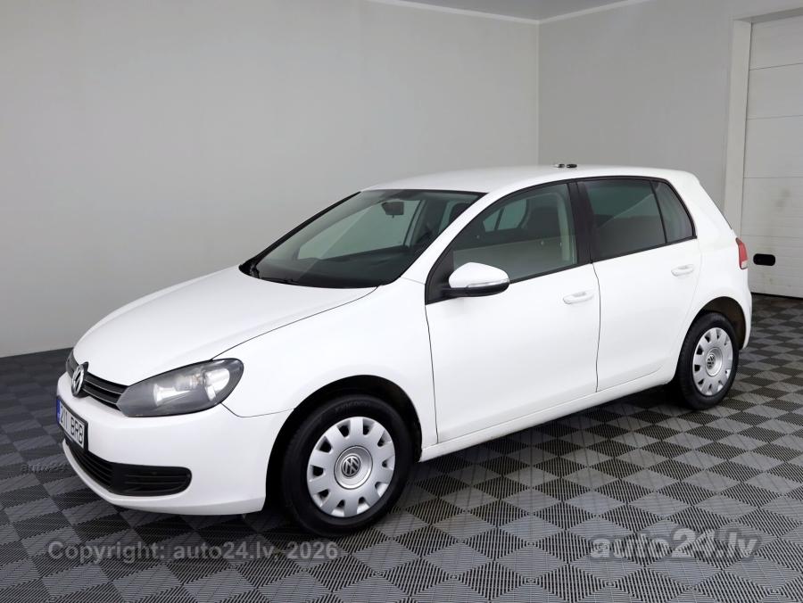 White Volkswagen Golf 2010 in Tallinn, with an engine capacity of 1.60 L and mileage of 229 thousand km for 2699 €, photo 3 on AUTOMOTO.COM.LV