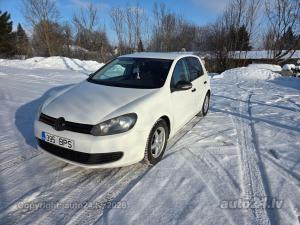 White Volkswagen Golf 2011 in Tallinn, with an engine capacity of 1.40 L and mileage of 272 thousand km for 3800 €, photo  on AUTOMOTO.COM.LV