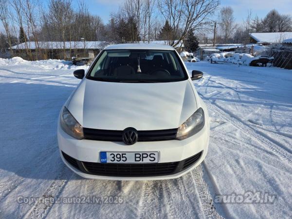 White Volkswagen Golf 2011 in Tallinn, with an engine capacity of 1.40 L and mileage of 272 thousand km for 3800 €, photo 2 on AUTOMOTO.COM.LV