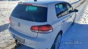 Balts Volkswagen Golf 2011 Tartu, ar dzinēja tilpumu 2.00 L un nobraukumu 320 tūkst. km par 6500 €, foto 2 vietnē AUTOMOTO.COM.LV