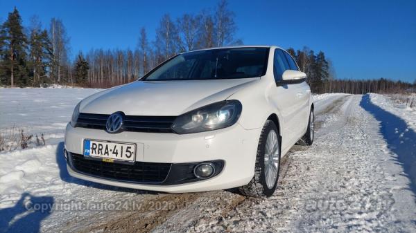 White Volkswagen Golf 2011 in Tartu, with an engine capacity of 2.00 L and mileage of 320 thousand km for 6500 €, photo 6 on AUTOMOTO.COM.LV