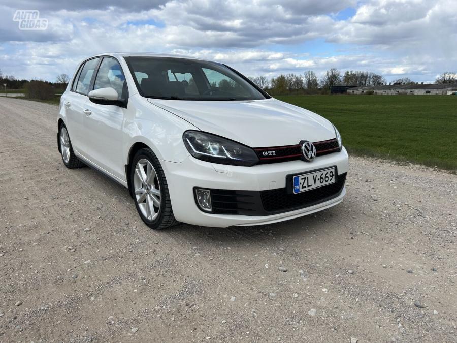 Balts Volkswagen Golf 2011 Kauņa, ar dzinēja tilpumu 2.00 L un nobraukumu 200 tūkst. km par 6700 €, foto 4 vietnē AUTOMOTO.COM.LV