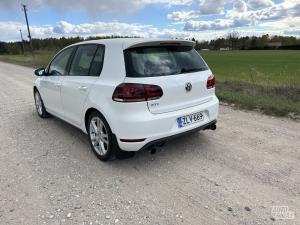 Balts Volkswagen Golf 2011 Kauņa, ar dzinēja tilpumu 2.00 L un nobraukumu 200 tūkst. km par 6700 €, foto 6 vietnē AUTOMOTO.COM.LV