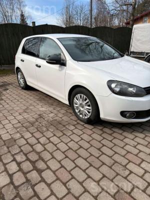 Balts Volkswagen Golf 2011 Rīga, ar dzinēja tilpumu 1.60 L un nobraukumu 218 tūkst. km par 2499 €, foto 4 vietnē AUTOMOTO.COM.LV