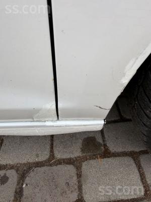 Balts Volkswagen Golf 2011 Rīga, ar dzinēja tilpumu 1.60 L un nobraukumu 218 tūkst. km par 2499 €, foto 20 vietnē AUTOMOTO.COM.LV