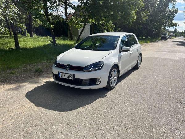 White Volkswagen Golf 2011 in Kaunas, with an engine capacity of 1.98 L and mileage of 201 thousand km for 6900 €, photo 1 on AUTOMOTO.COM.LV