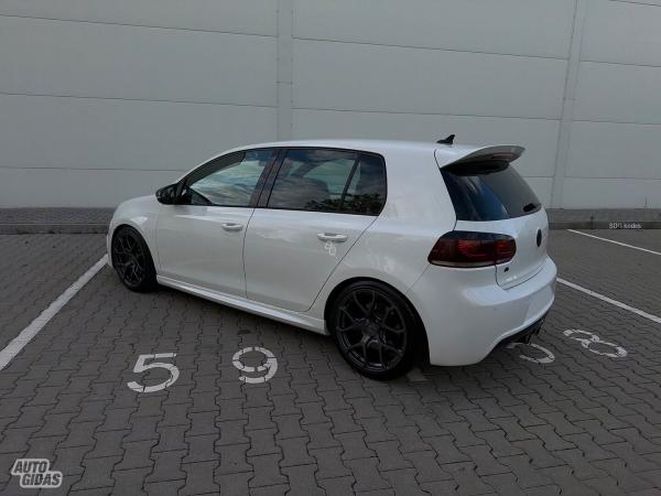 Balts Volkswagen Golf 2011 Kauņa, ar dzinēja tilpumu 2.00 L un nobraukumu 237 tūkst. km par 8700 €, foto 2 vietnē AUTOMOTO.COM.LV