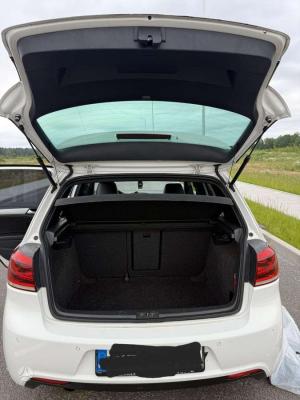 Balts Volkswagen Golf 2011 Kauņa, ar dzinēja tilpumu 1.60 L un nobraukumu 246 tūkst. km par 5555 €, foto 9 vietnē AUTOMOTO.COM.LV
