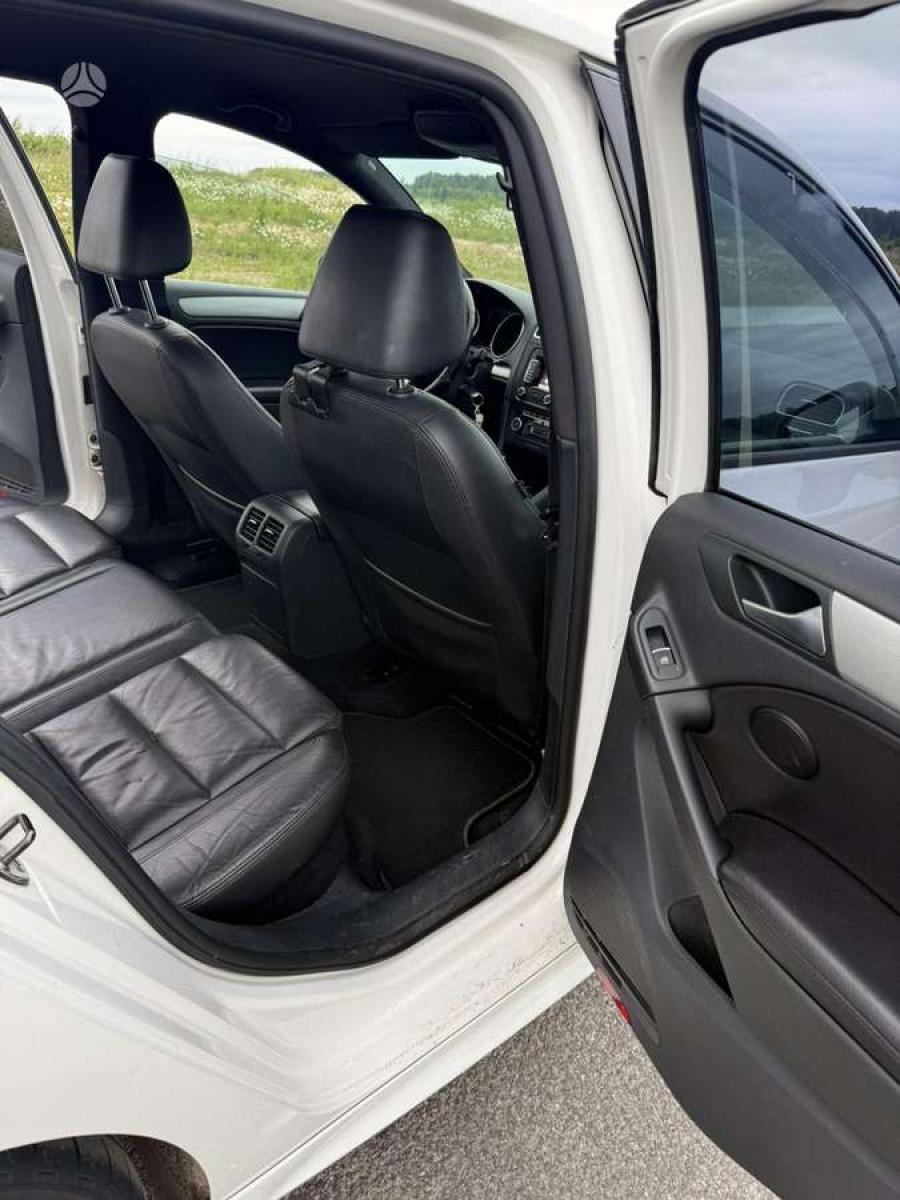 Balts Volkswagen Golf 2011 Kauņa, ar dzinēja tilpumu 1.60 L un nobraukumu 246 tūkst. km par 5555 €, foto 16 vietnē AUTOMOTO.COM.LV