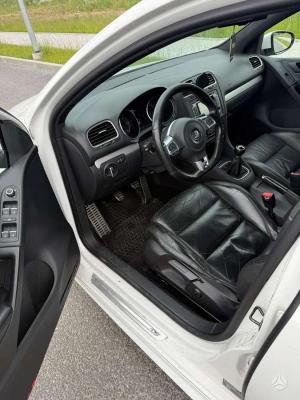 Balts Volkswagen Golf 2011 Kauņa, ar dzinēja tilpumu 1.60 L un nobraukumu 246 tūkst. km par 5555 €, foto 17 vietnē AUTOMOTO.COM.LV