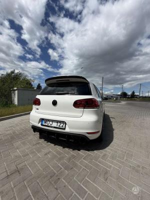 Balts Volkswagen Golf 2011 Kauņa, ar dzinēja tilpumu 2.00 L un nobraukumu 249 tūkst. km par 7000 €, foto 10 vietnē AUTOMOTO.COM.LV