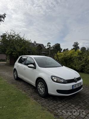 White Volkswagen Golf 2011 in Riga, with an engine capacity of 1.20 L and mileage of 186 thousand km for 2700 €, photo  on AUTOMOTO.COM.LV
