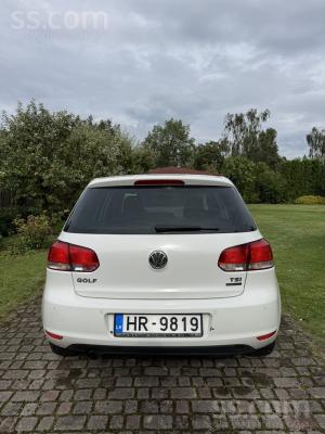 Balts Volkswagen Golf 2011 Rīga, ar dzinēja tilpumu 1.20 L un nobraukumu 186 tūkst. km par 2700 €, foto 7 vietnē AUTOMOTO.COM.LV