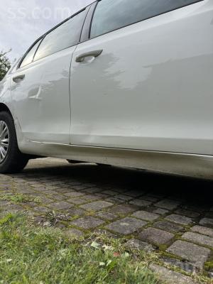 Balts Volkswagen Golf 2011 Rīga, ar dzinēja tilpumu 1.20 L un nobraukumu 186 tūkst. km par 2700 €, foto 10 vietnē AUTOMOTO.COM.LV
