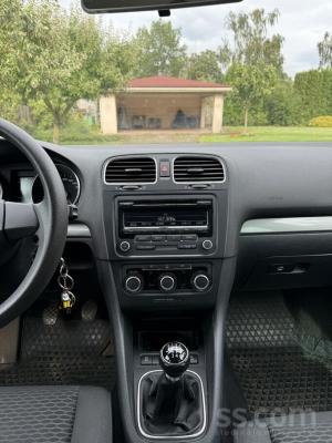 Balts Volkswagen Golf 2011 Rīga, ar dzinēja tilpumu 1.20 L un nobraukumu 186 tūkst. km par 2700 €, foto 13 vietnē AUTOMOTO.COM.LV