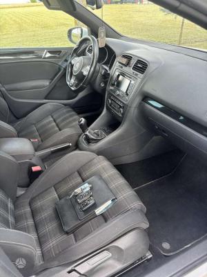 Balts Volkswagen Golf 2011 Šauļi, ar dzinēja tilpumu 1.97 L un nobraukumu 238 tūkst. km par 6799 €, foto 14 vietnē AUTOMOTO.COM.LV