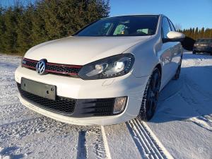 Balts Volkswagen Golf 2012 Kauņa, ar dzinēja tilpumu 1.98 L un nobraukumu 215 tūkst. km par 6650 €, foto 2 vietnē AUTOMOTO.COM.LV