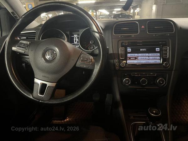 Balts Volkswagen Golf 2012 Tallina, ar dzinēja tilpumu 1.40 L un nobraukumu 222 tūkst. km par 4500 €, foto 10 vietnē AUTOMOTO.COM.LV