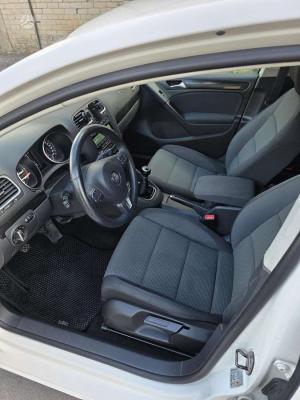 Balts Volkswagen Golf 2012 Klaipėda, ar dzinēja tilpumu 1.97 L un nobraukumu 288 tūkst. km par 5500 €, foto 9 vietnē AUTOMOTO.COM.LV