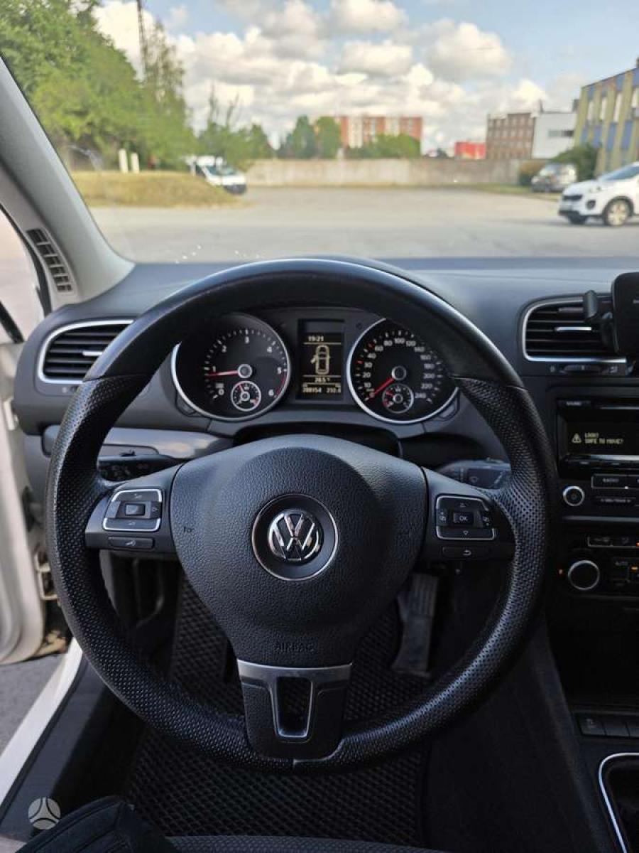 Balts Volkswagen Golf 2012 Klaipėda, ar dzinēja tilpumu 1.97 L un nobraukumu 288 tūkst. km par 5500 €, foto 10 vietnē AUTOMOTO.COM.LV