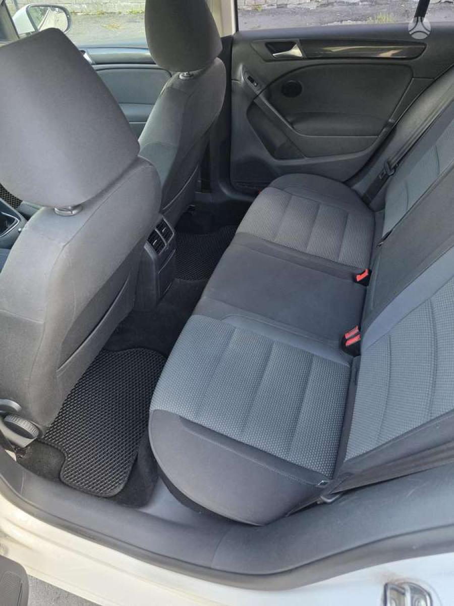 Balts Volkswagen Golf 2012 Klaipėda, ar dzinēja tilpumu 1.97 L un nobraukumu 288 tūkst. km par 5500 €, foto 12 vietnē AUTOMOTO.COM.LV
