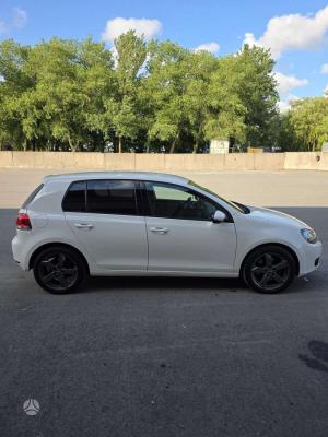 Balts Volkswagen Golf 2012 Klaipėda, ar dzinēja tilpumu 1.97 L un nobraukumu 288 tūkst. km par 5500 €, foto 17 vietnē AUTOMOTO.COM.LV