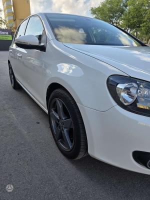 Balts Volkswagen Golf 2012 Klaipėda, ar dzinēja tilpumu 1.97 L un nobraukumu 288 tūkst. km par 5500 €, foto 30 vietnē AUTOMOTO.COM.LV