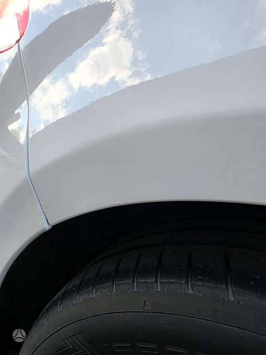 Balts Volkswagen Golf 2012 Klaipėda, ar dzinēja tilpumu 1.97 L un nobraukumu 288 tūkst. km par 5500 €, foto 34 vietnē AUTOMOTO.COM.LV