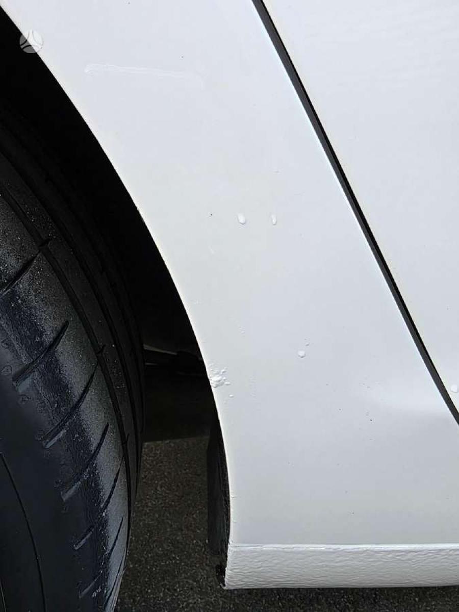Balts Volkswagen Golf 2012 Klaipėda, ar dzinēja tilpumu 1.97 L un nobraukumu 288 tūkst. km par 5500 €, foto 35 vietnē AUTOMOTO.COM.LV