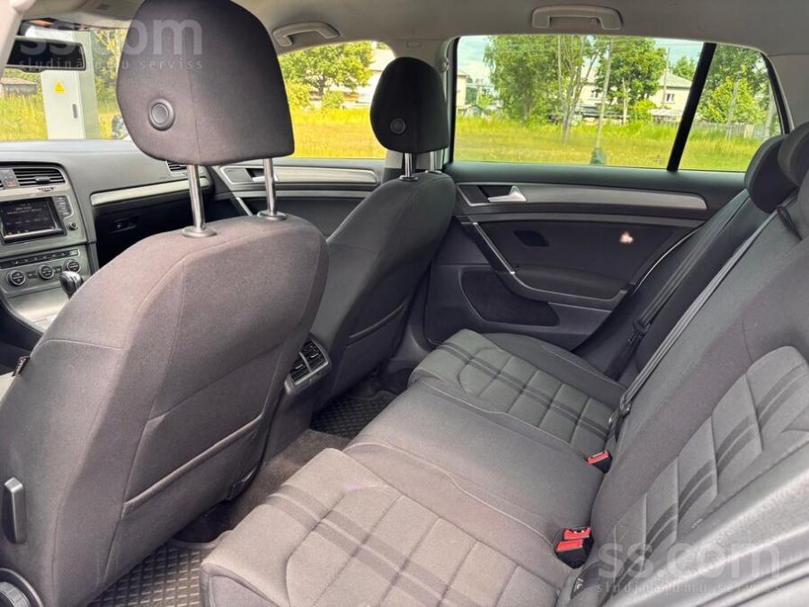 Balts Volkswagen Golf 2012 Rīga, ar dzinēja tilpumu 1.40 L un nobraukumu 205 tūkst. km par 5900 €, foto 8 vietnē AUTOMOTO.COM.LV
