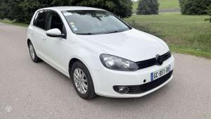 White Volkswagen Golf 2012 in Kaunas, with an engine capacity of 1.60 L and mileage of 300 thousand km for 3200 €, photo  on AUTOMOTO.COM.LV
