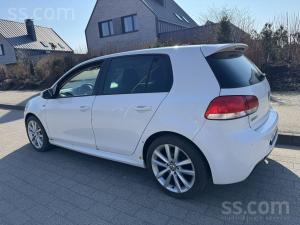 Balts Volkswagen Golf 2012 Rīga, ar dzinēja tilpumu 1.60 L un nobraukumu 345 tūkst. km par 3900 €, foto 3 vietnē AUTOMOTO.COM.LV