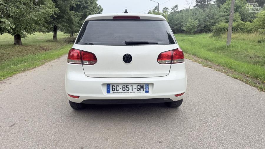 Balts Volkswagen Golf 2012 Kauņa, ar dzinēja tilpumu 1.60 L un nobraukumu 300 tūkst. km par 3200 €, foto 7 vietnē AUTOMOTO.COM.LV