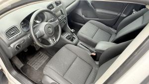 Balts Volkswagen Golf 2012 Kauņa, ar dzinēja tilpumu 1.60 L un nobraukumu 300 tūkst. km par 3200 €, foto 12 vietnē AUTOMOTO.COM.LV