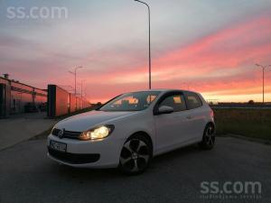 White Volkswagen Golf 2012 in Jurmala, with an engine capacity of 1.40 L and mileage of 284 thousand km for 1700 €, photo  on AUTOMOTO.COM.LV