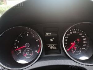 White Volkswagen Golf 2012 in Jurmala, with an engine capacity of 1.40 L and mileage of 284 thousand km for 1700 €, photo 5 on AUTOMOTO.COM.LV