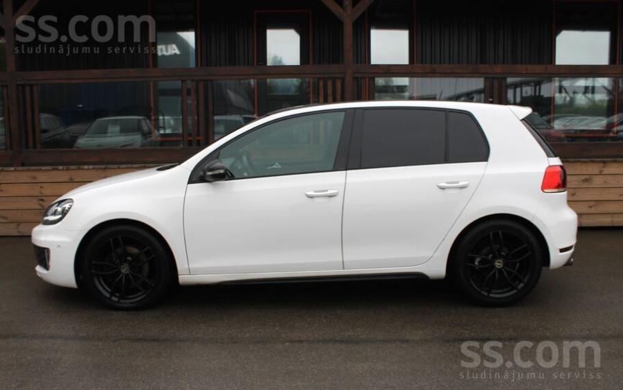 White Volkswagen Golf 2012 in Riga, with an engine capacity of 2.00 L and mileage of 0 thousand km for 6350 €, photo 5 on AUTOMOTO.COM.LV
