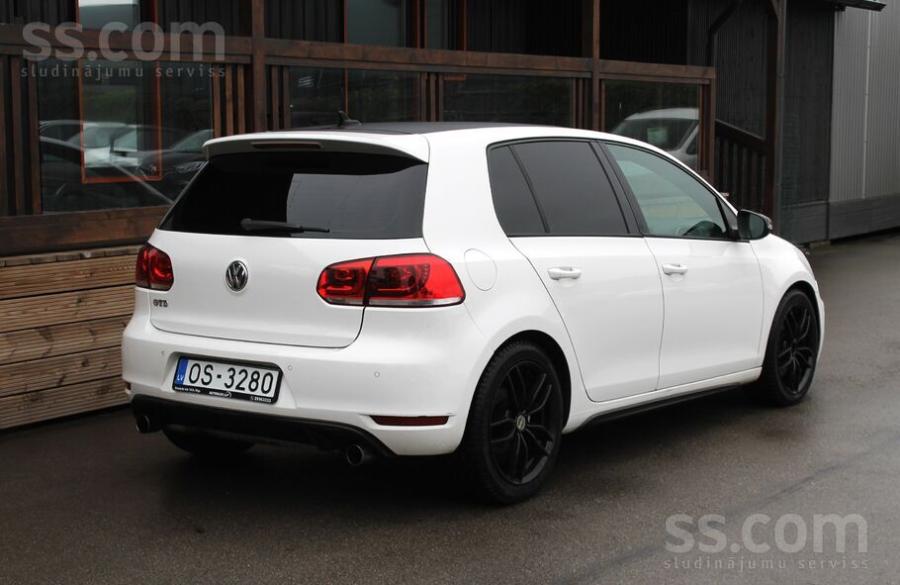 White Volkswagen Golf 2012 in Riga, with an engine capacity of 2.00 L and mileage of 0 thousand km for 6350 €, photo 9 on AUTOMOTO.COM.LV