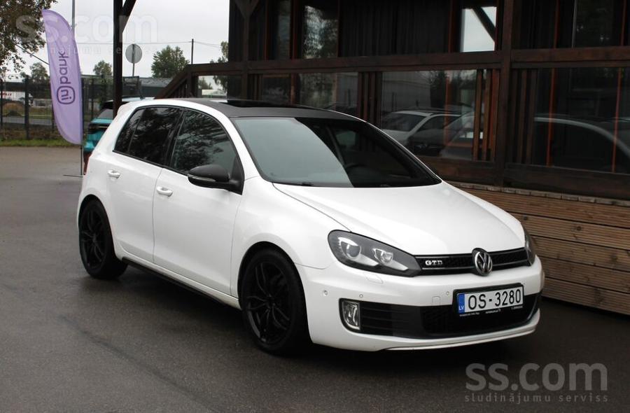 White Volkswagen Golf 2012 in Riga, with an engine capacity of 2.00 L and mileage of 0 thousand km for 6350 €, photo 11 on AUTOMOTO.COM.LV
