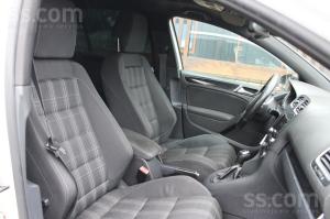 White Volkswagen Golf 2012 in Riga, with an engine capacity of 2.00 L and mileage of 0 thousand km for 6350 €, photo 15 on AUTOMOTO.COM.LV