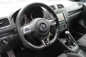 White Volkswagen Golf 2012 in Riga, with an engine capacity of 2.00 L and mileage of 0 thousand km for 6350 €, photo 20 on AUTOMOTO.COM.LV
