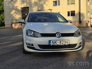 White Volkswagen Golf 2013 in Ogre, with an engine capacity of 1.60 L and mileage of 257 thousand km for 5800 €, photo 3 on AUTOMOTO.COM.LV